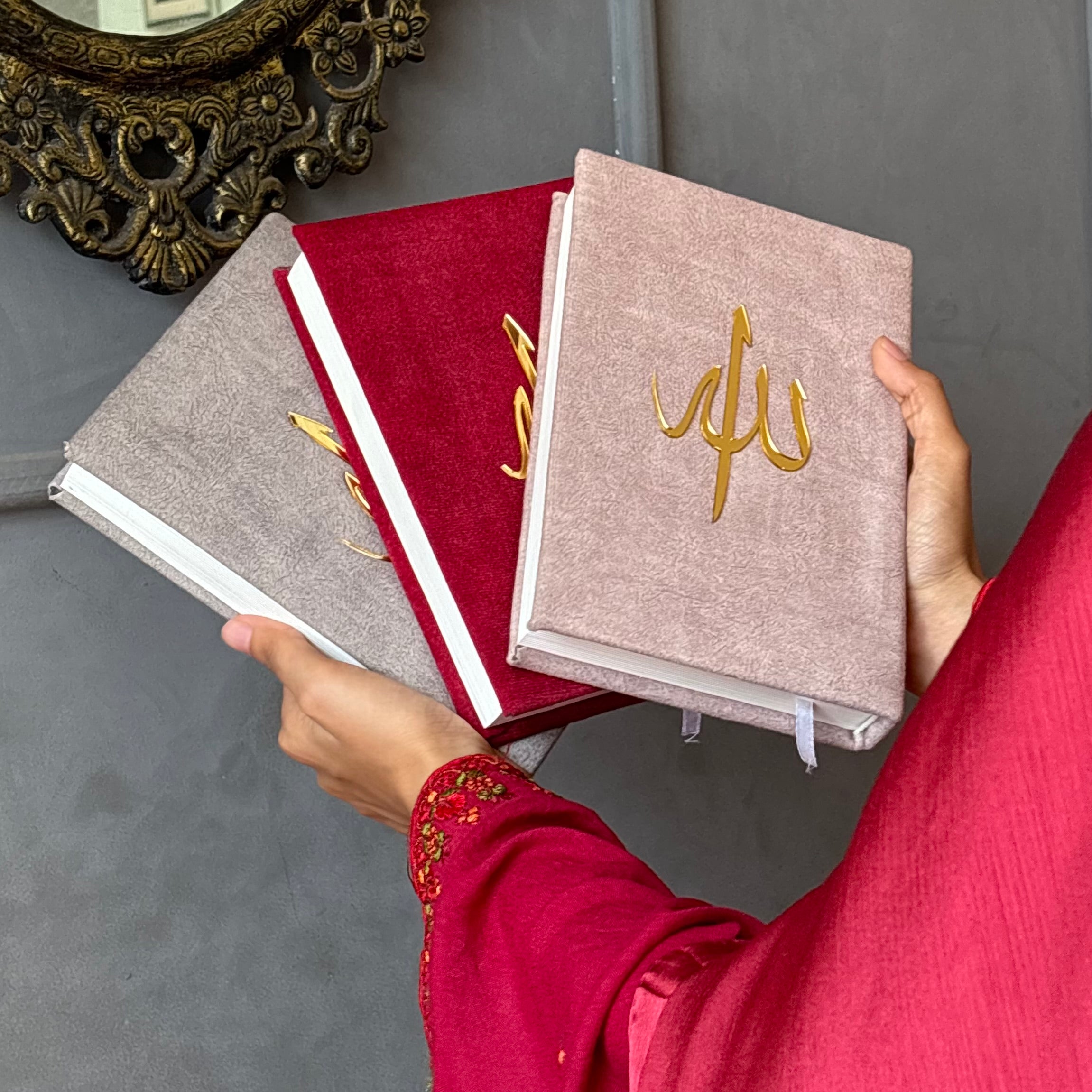 PRAYER ESSENTIALS – PASTEL PARROTS